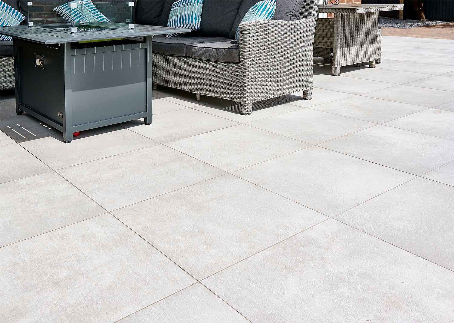 Eclipse Porcelain – Clearance Paving