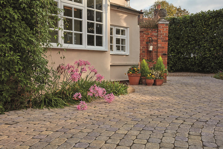 Garden Paving Slabs | Block Paving | Porcelain | Stone Paving