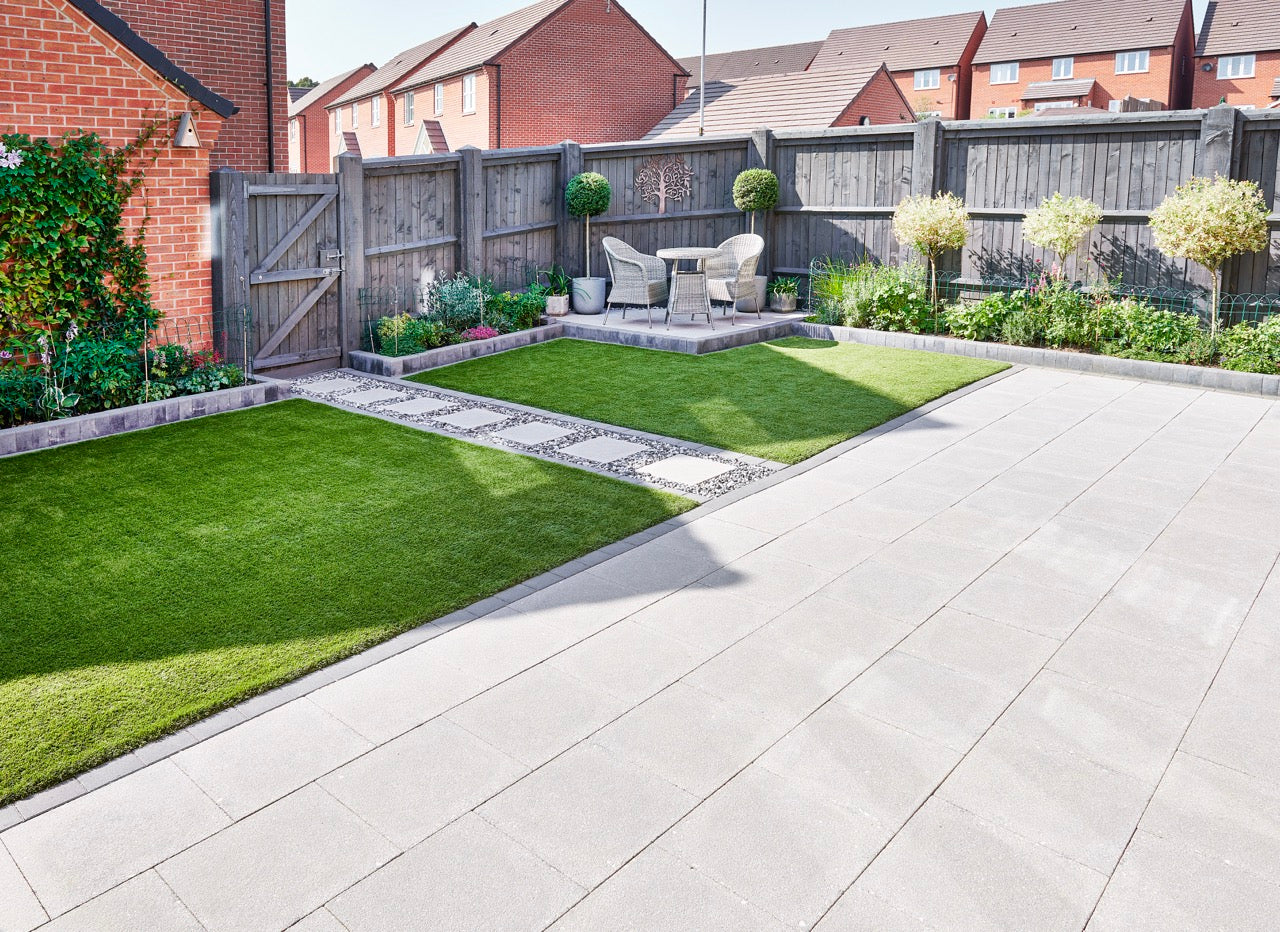 Clearance Paving: Paving Slabs for Patios & Driveway Paving